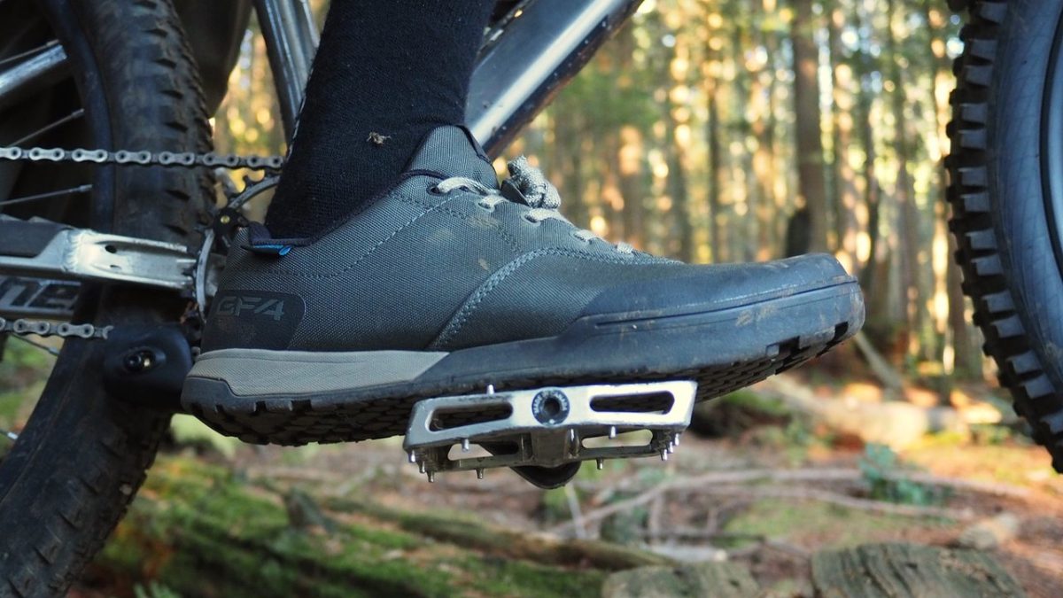 8 Best Cycling Shoes for Flat Pedals in 2025: Top Picks for Comfort ...